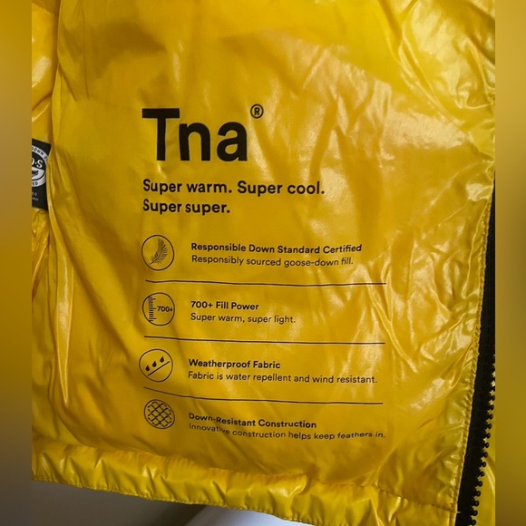 TNA | Jackets & Coats | Aritzia Super Puff Climatte Down Jacket In ...